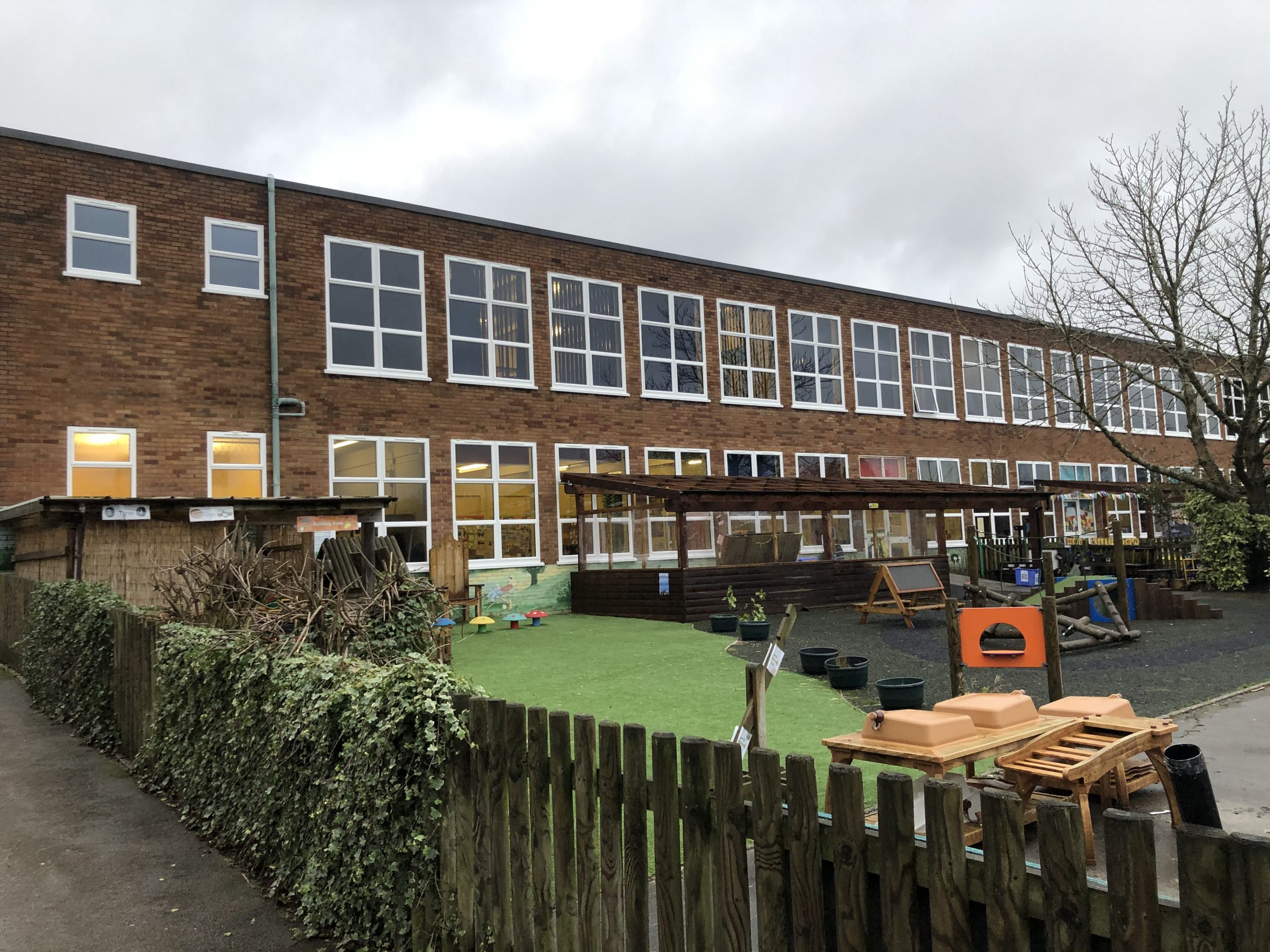 Turves Green Primary School Case Study - Hazlemere Commercial